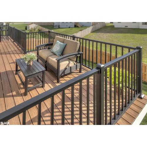 Trex Signature Horizontal Metal Railings | 2 Colours