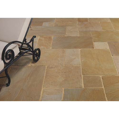 Pavestone Tudor Antique Cathedral 15m2 Patio Slab Packs