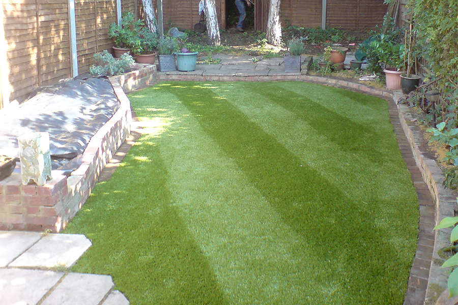 10 Courtyard Garden Ideas for a Real Wow Factor